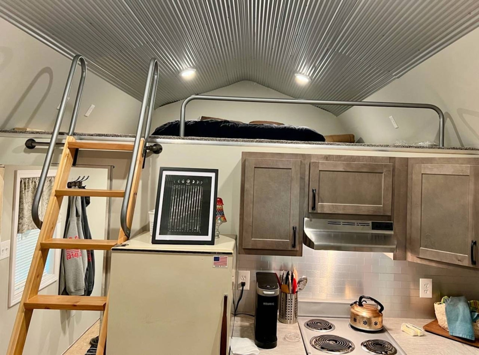 LADDER HANDRAILS Black White or Bare Steel No Obstructions Candy-cane ...