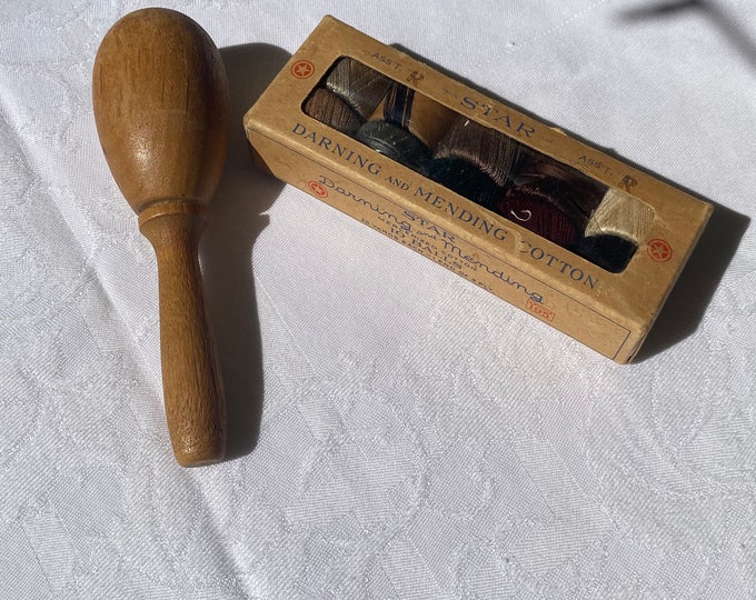 Star Darning and Mending Cotton Threads and Wood Darning Ball With ...