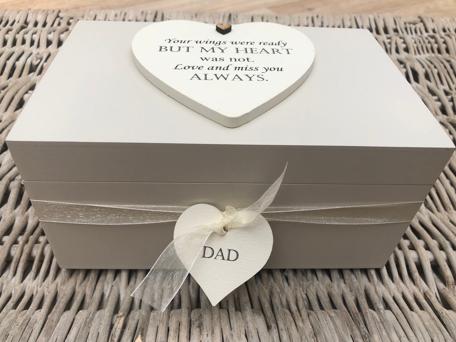 PERSONALISED Shabby Chic Memory Box.. Bereavement.. in Memory of A ...