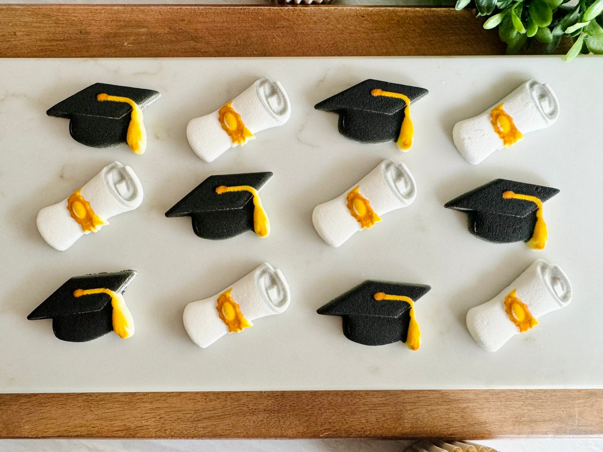 GRADUATION HAT and SCROLL Edible Sugar Decorations - 12 Pieces Cupcake ...