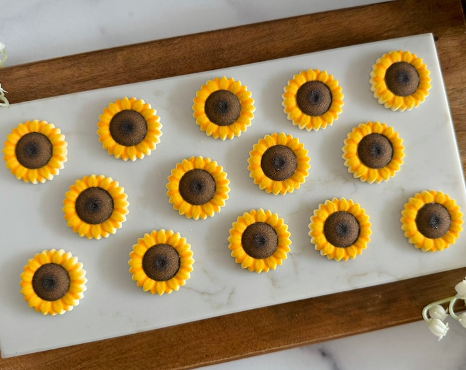 SUNFLOWER Edible Sugar Decorations 12 Pieces for Cakes, Cupcakes ...