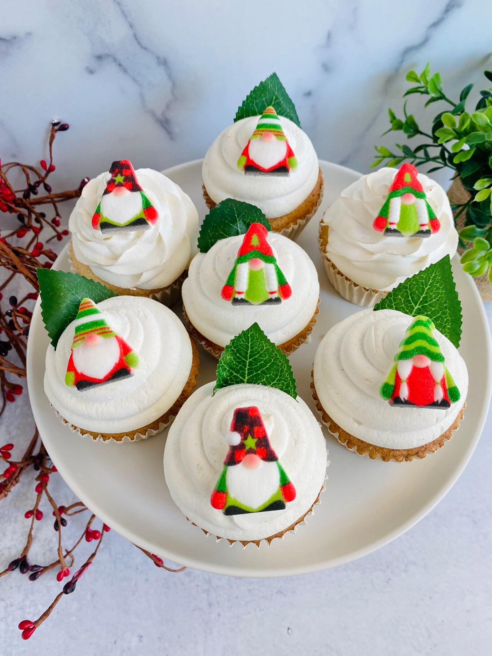 HOLIDAY CHRISTMAS GNOMES Edible Sugar Decorations - 12 Pieces for Cakes ...