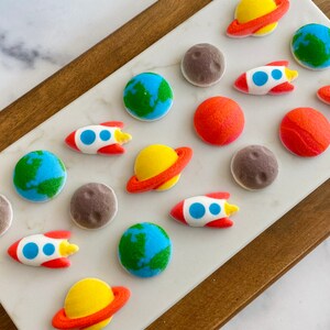 OUTER SPACE Edible Sugar Planets (20 Pieces) Cupcake or Cake Toppers by ...