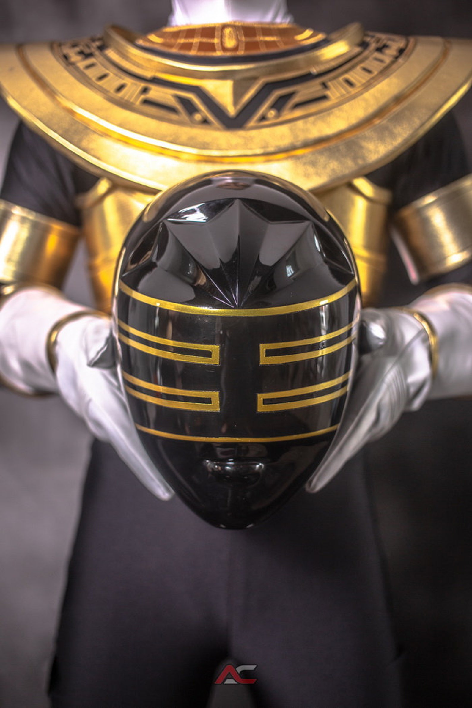 ANIKI Gold Zeo Ranger Full Costume Set - Etsy