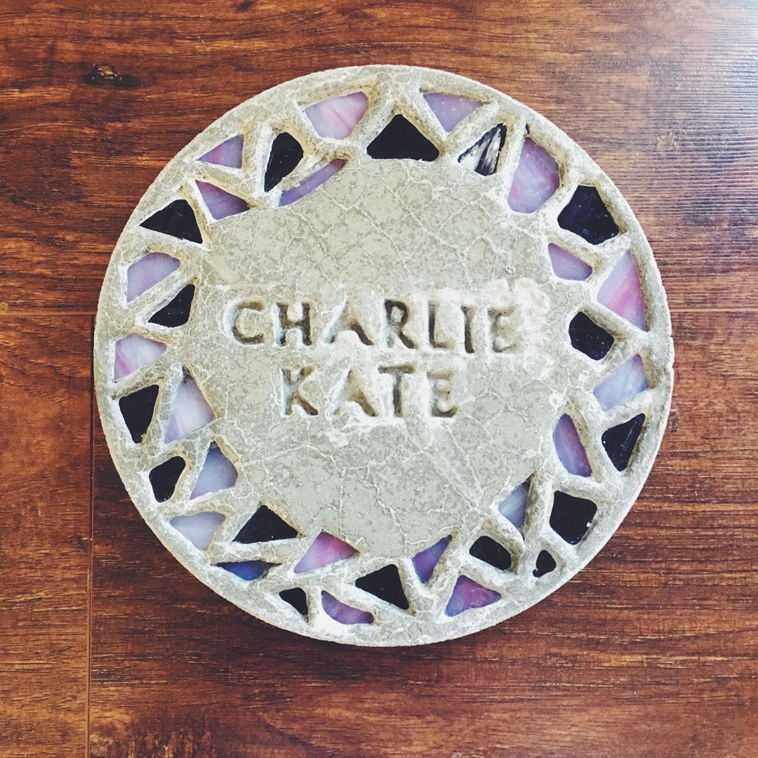 Personalized Garden Stepping Stone With Mosaic Glass Rim (small) Purple ...