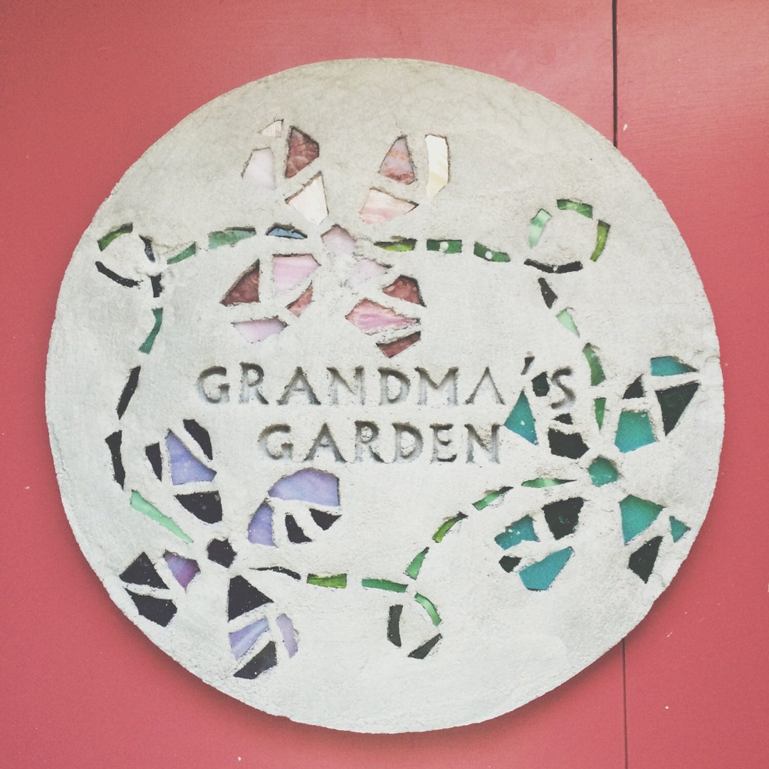 Personalized Garden Stepping Stone With Mosaic Glass Flowers (large ...