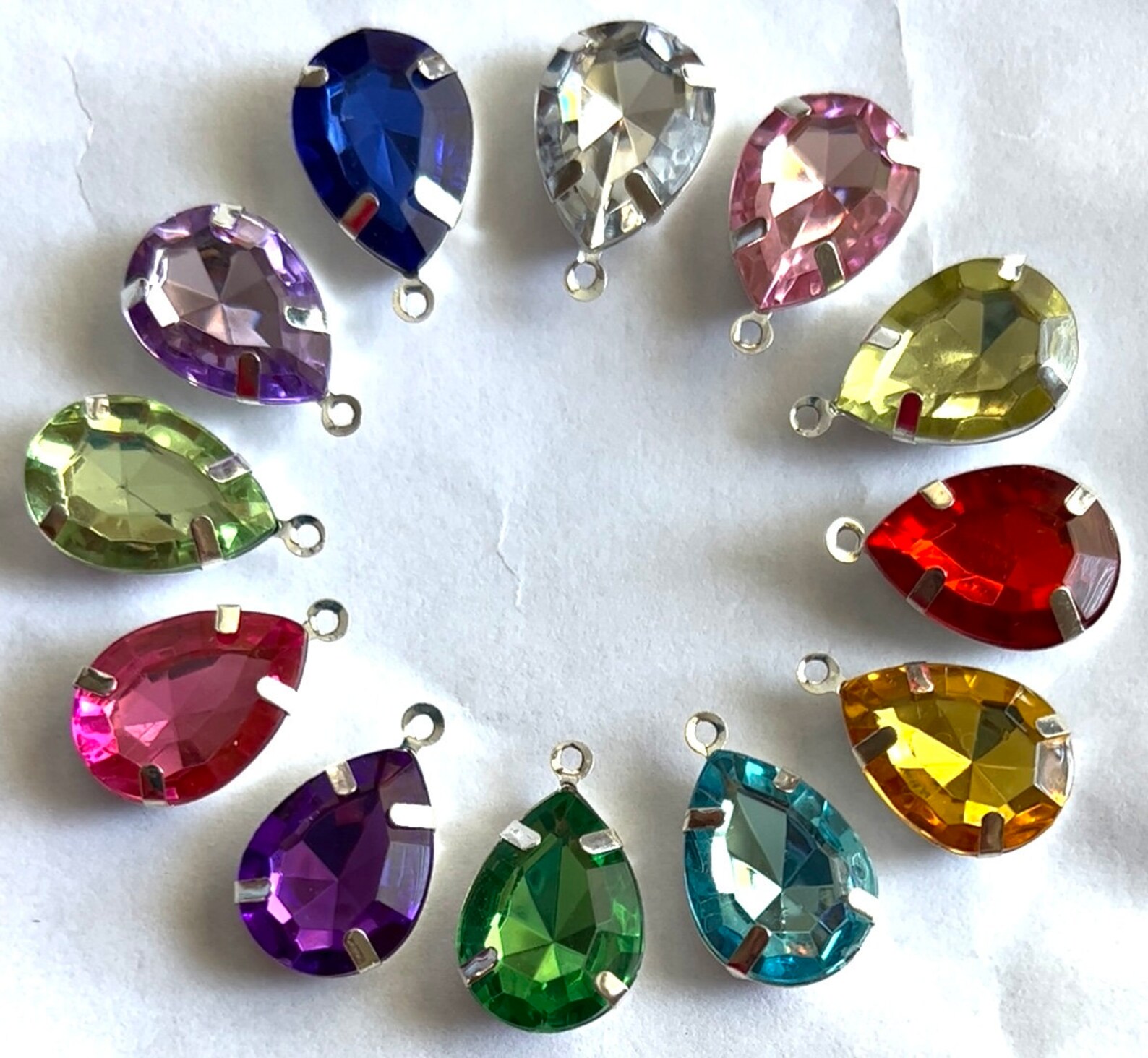 10 Pcs Mixed Acrylic Rhinestone in Silver Claw Setting for Earring,one ...