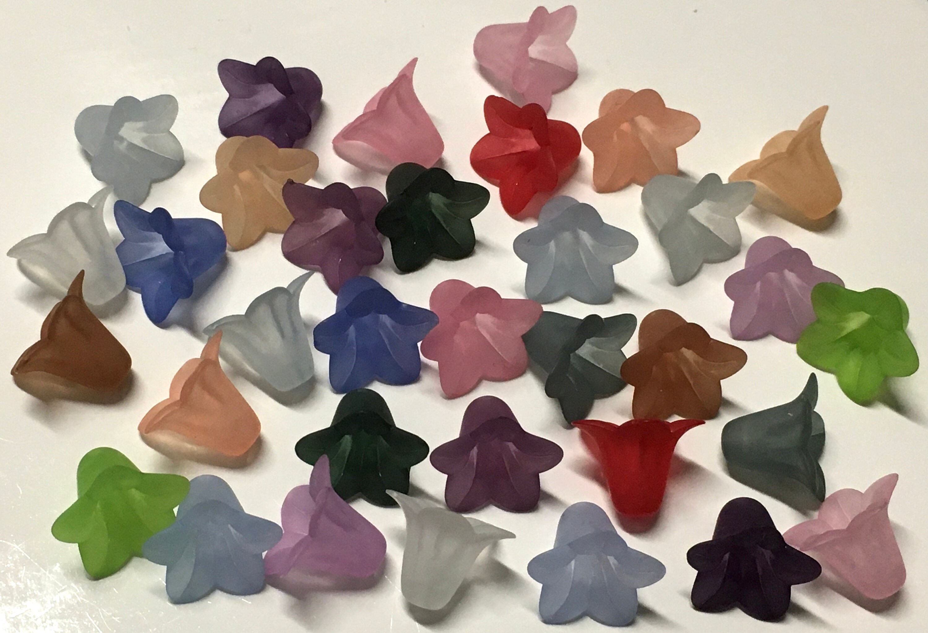 50 Pcs Mixed Color Lucite Flower 18 Mm Wide X 12 Mm - Etsy