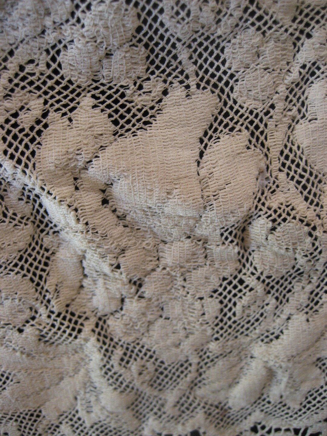 Lace Dolly, Round Centerpiece Lace, Vintage, Hand Made Late in the ...