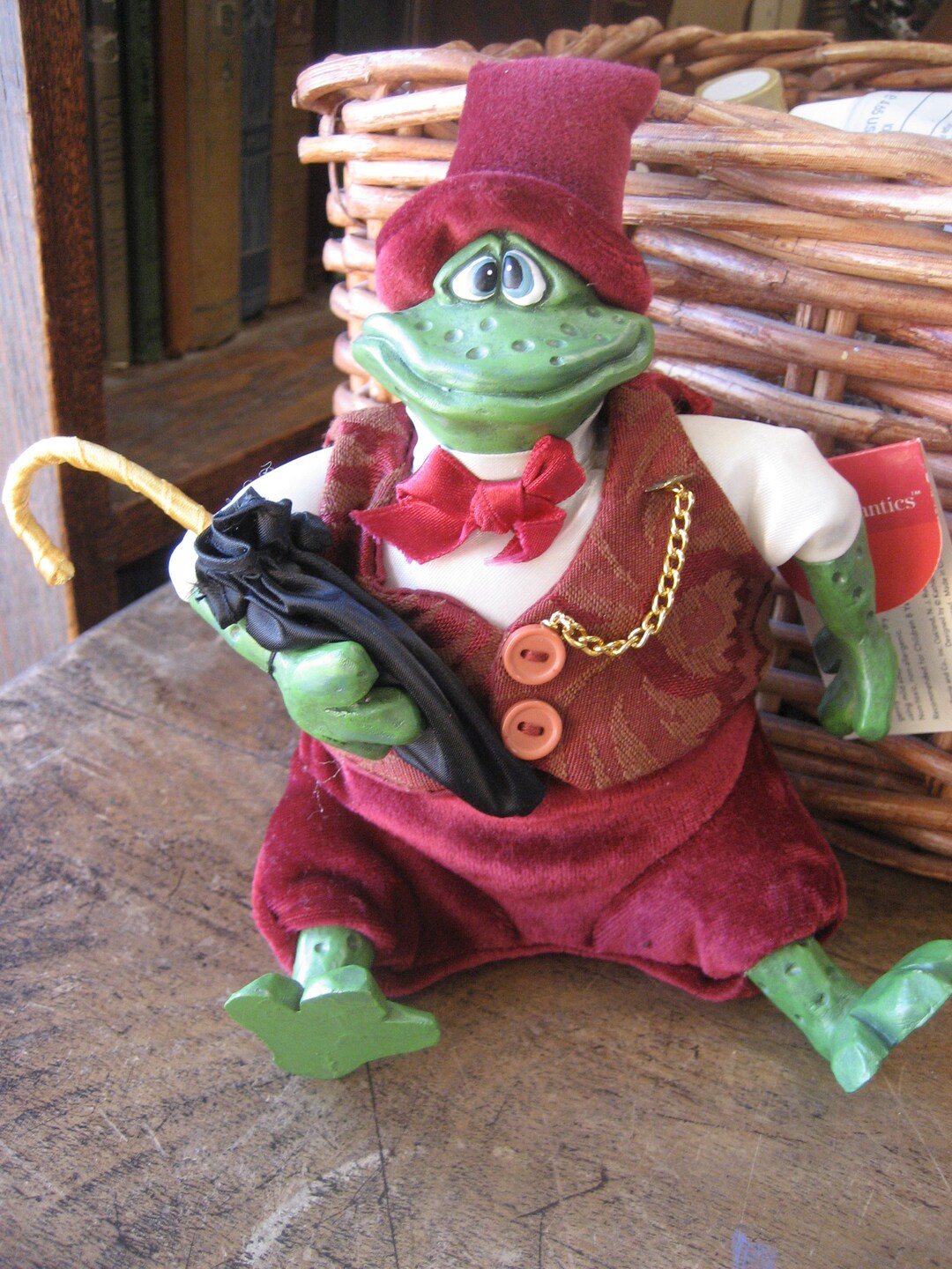Frog Figure, Leopold, Frog Gent With Umbrella, Russ Li'l Romantics No ...
