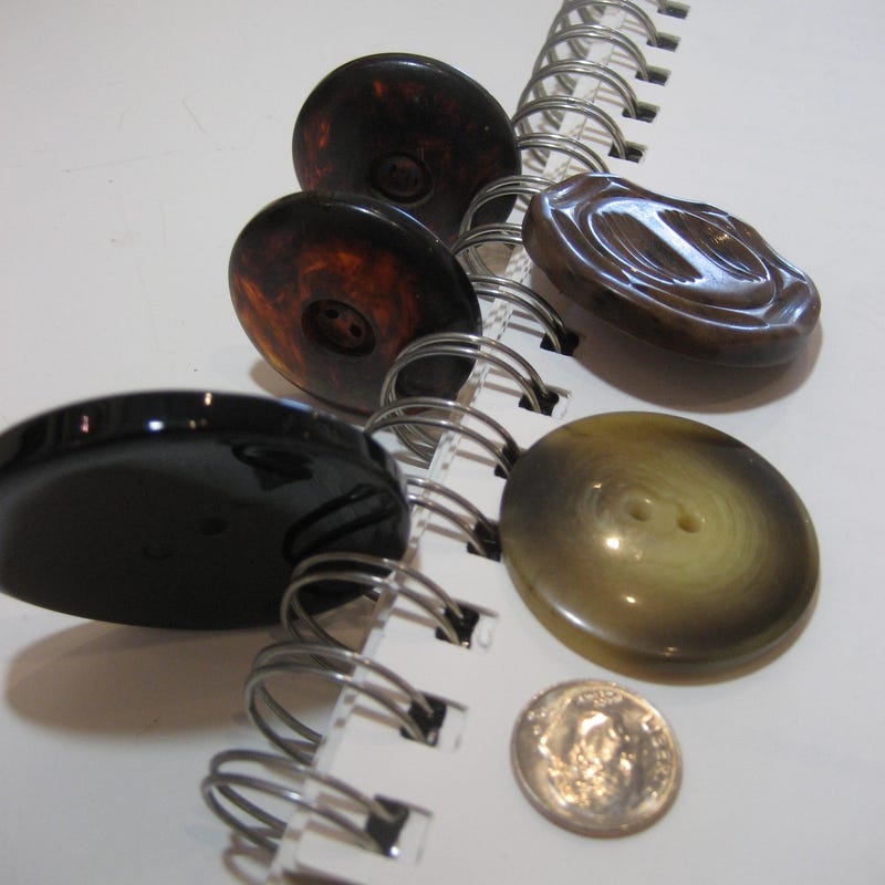 Bakelite Buttons - Etsy