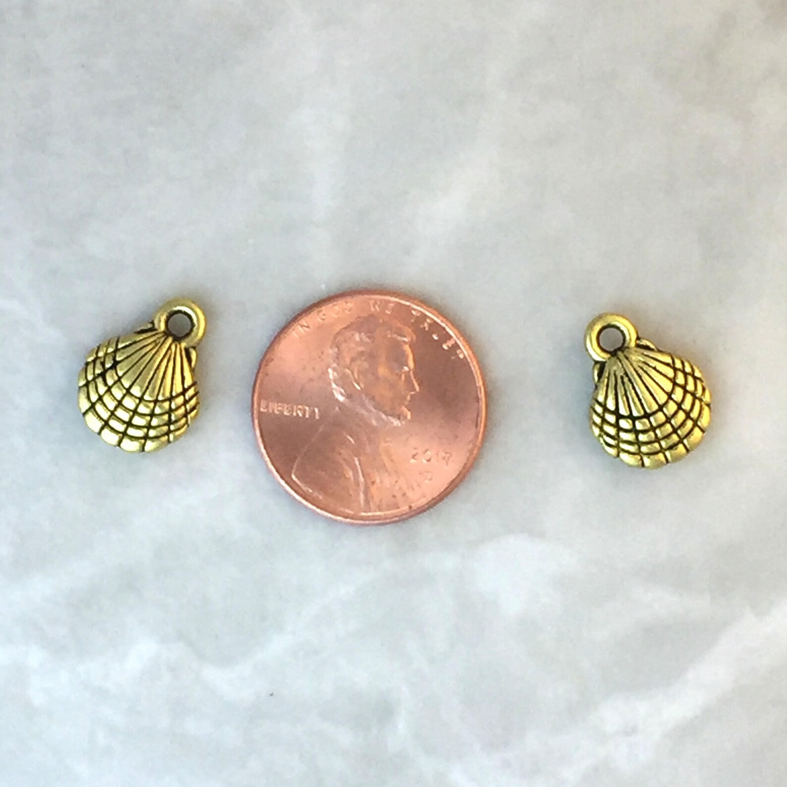 10 Pcs Gold Shell Charm Gold Shell Pendant Seashell - Etsy