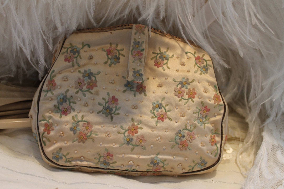 Antique French Edwardian Beaded and Embroidered Brides Wedding Purse ...