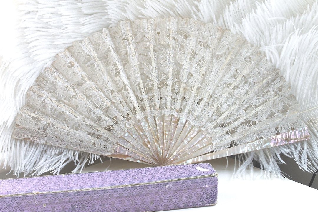 Victorian Mother of Pearl Brussels Lace Hand Fan, Antique Wedding Prop ...