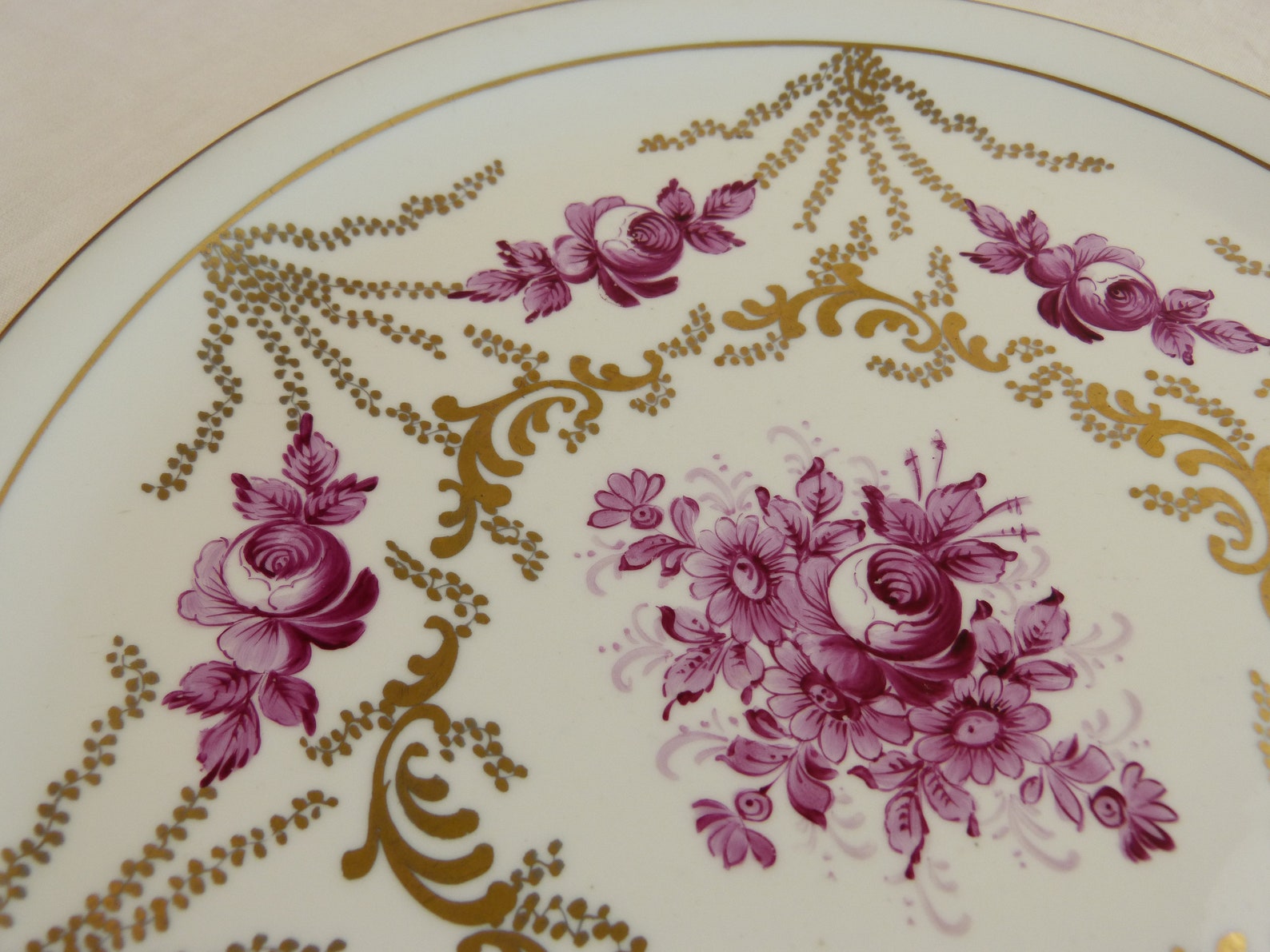 Round Hand Painted Ceramic Serving Cake Plate - Shabby Dark Pink & Gold ...