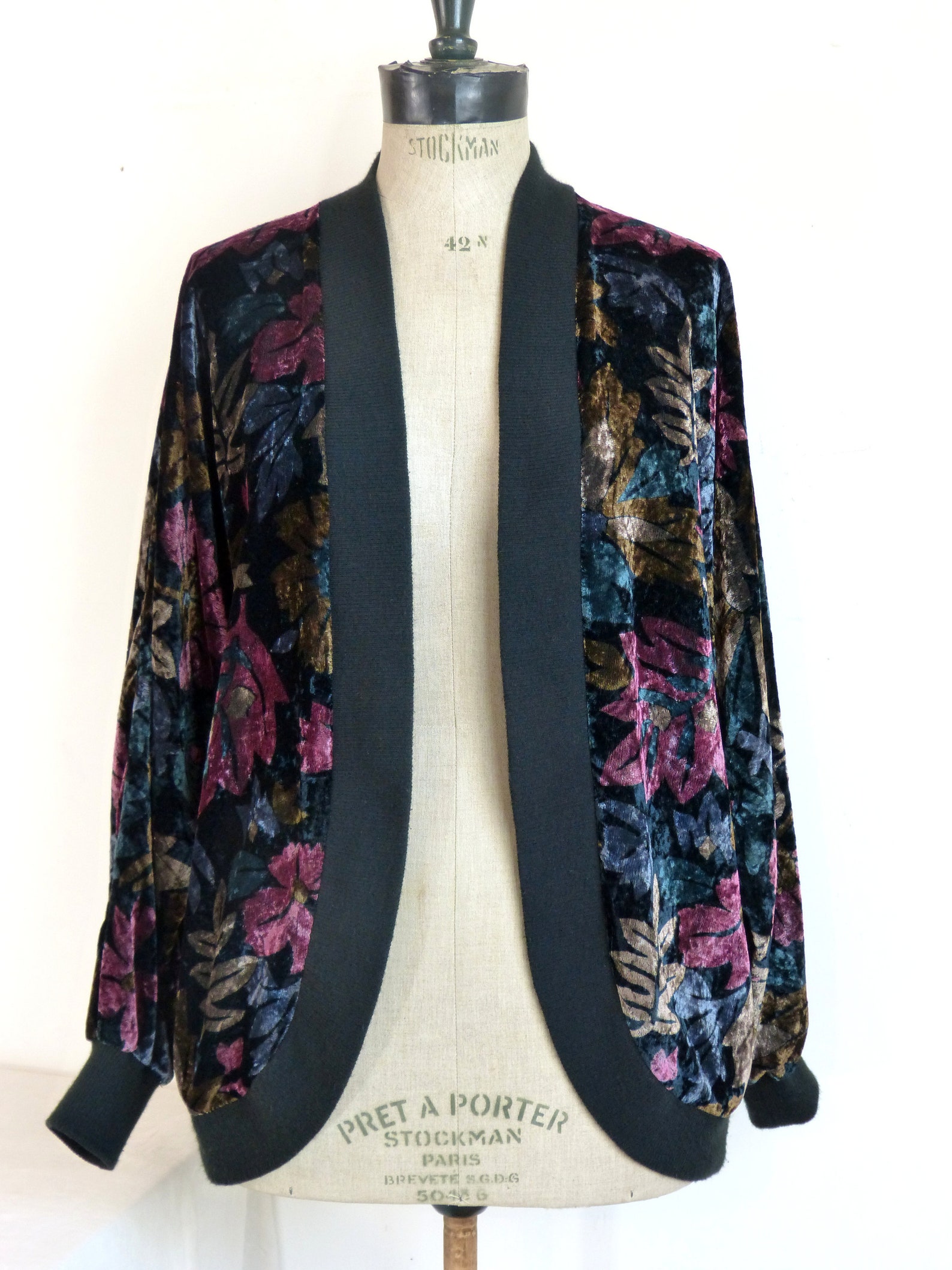 100% FEMME Velvet Batwing Jacket Flowers & Leaves Pattern - Etsy
