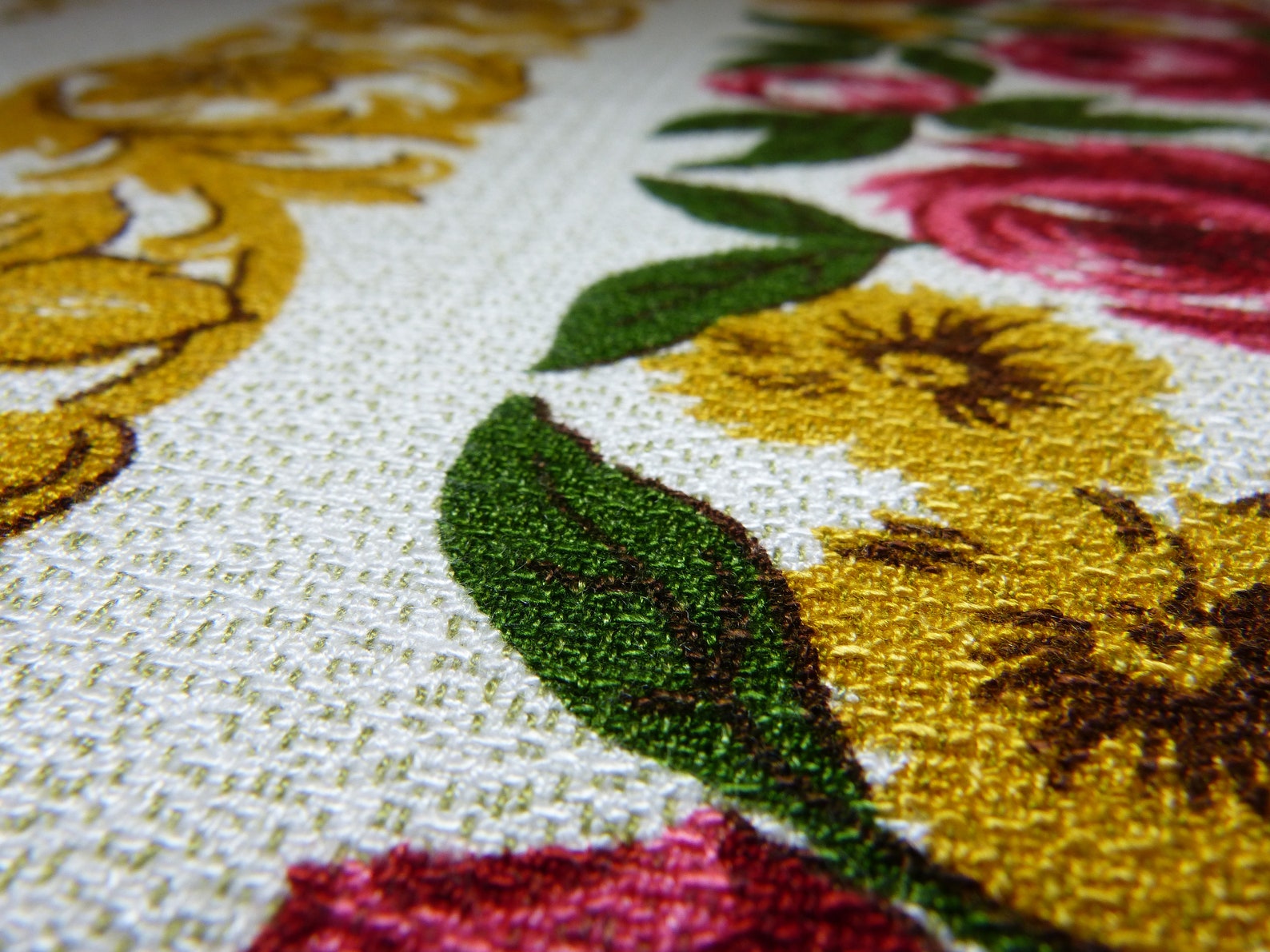 Floral Twill Fabric Rectangular Tablecloth Pink Roses & - Etsy