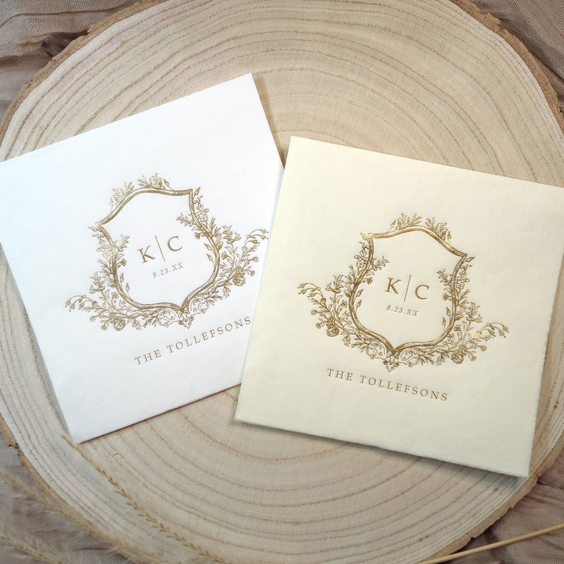 Wedding Crest on Cloth - Etsy