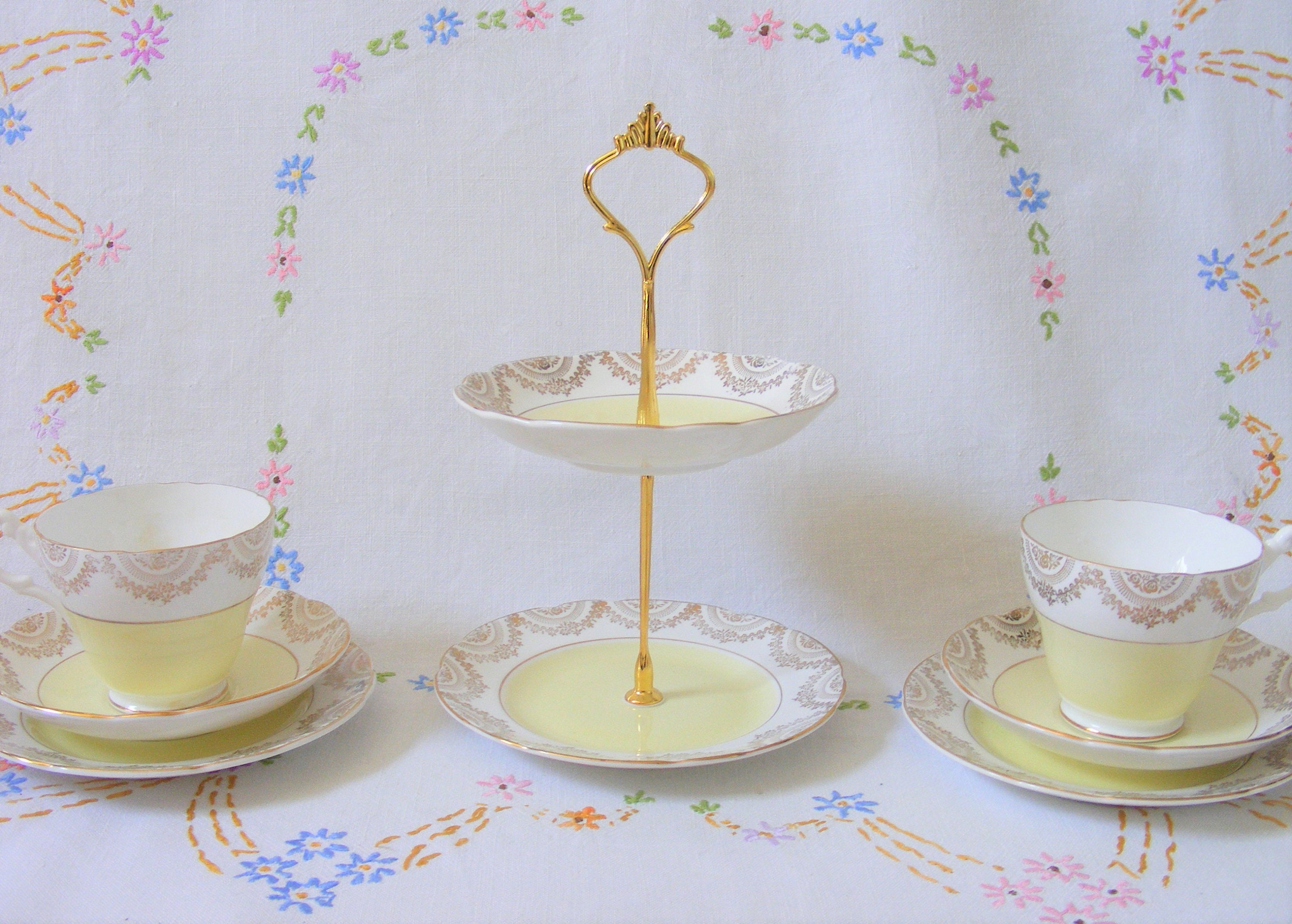 1950s Lemon and Gold Tea Gift Set for One or Two english Afternoon Tea ...
