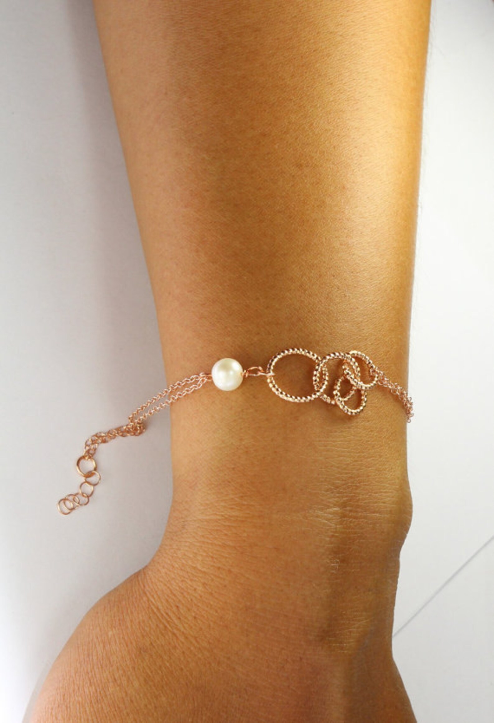 4 Sisters Bracelet Jewelry.4 Circle Infinity Bracelet4 - Etsy