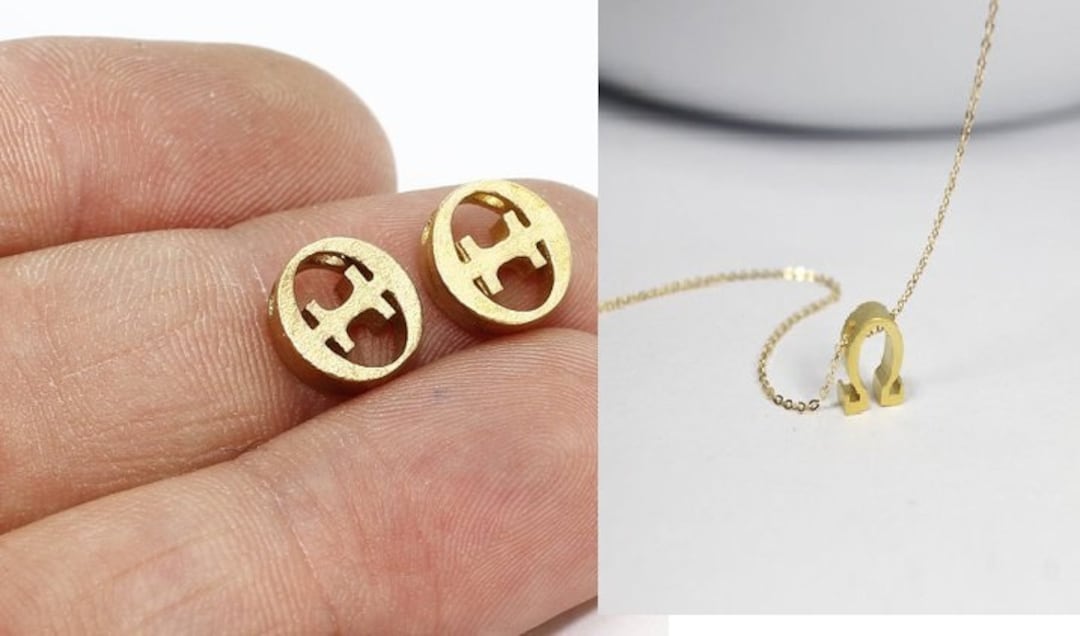 Gold Theta Necklace. Greek Letter Jewelry.theta Letter Necklace. Gold ...