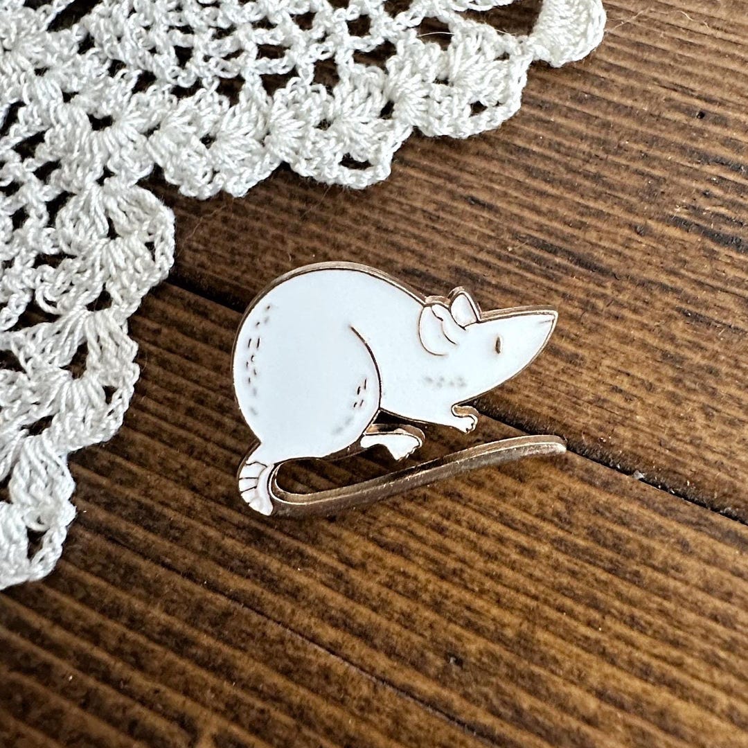 Adorable White Rat Enamel Pin, Cute Mouse Metal Pin, Collectible Animal ...
