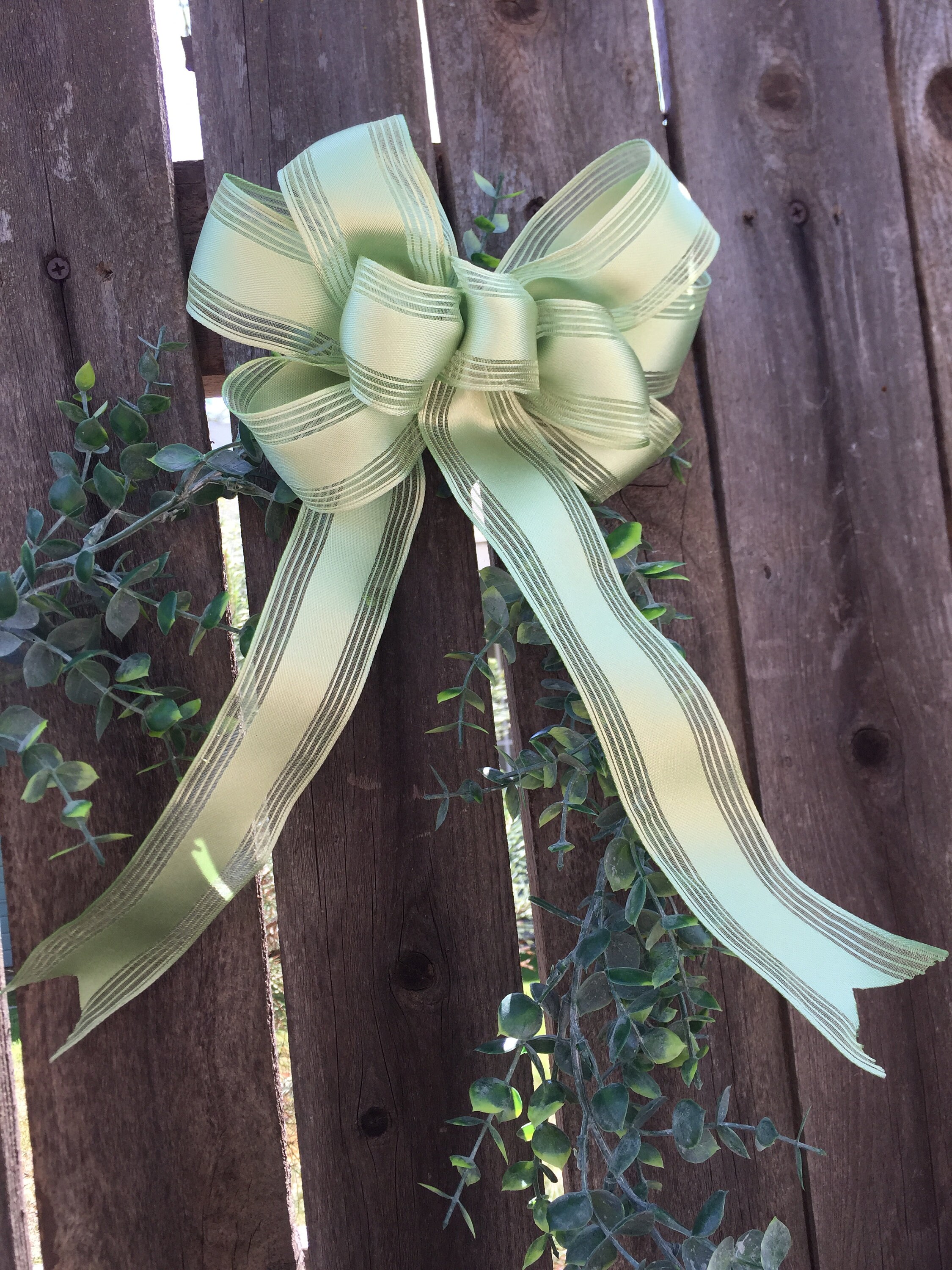 Cute 2 Light Mint Green Satin Bows, Wreath/garland Bow, Puffy Bow ...
