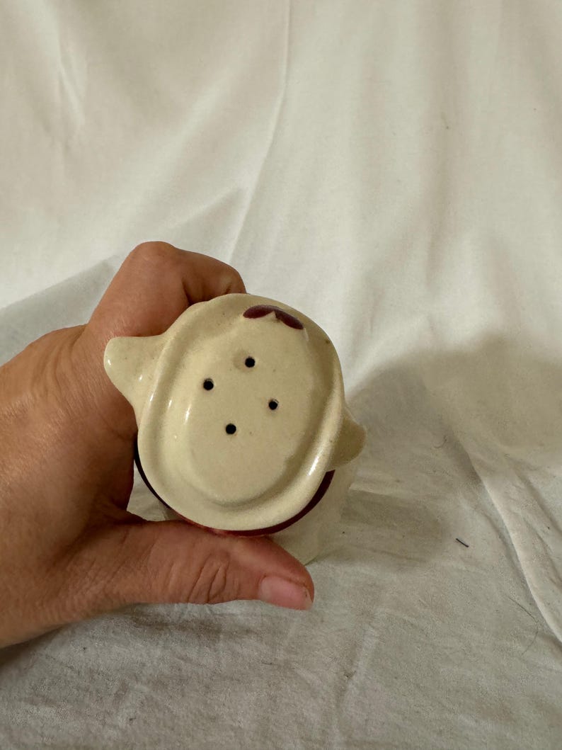Shawnee Vintage Smiley Pig Large Salt and Pepper Shaker 5" - Etsy