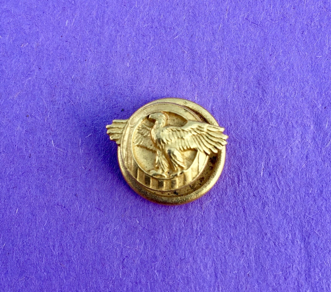 WW2 Ruptured Duck Lapel Pin Button - Etsy