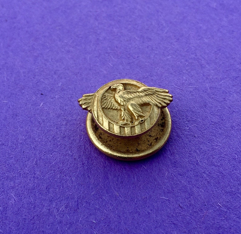 WW2 Ruptured Duck Lapel Pin Button - Etsy