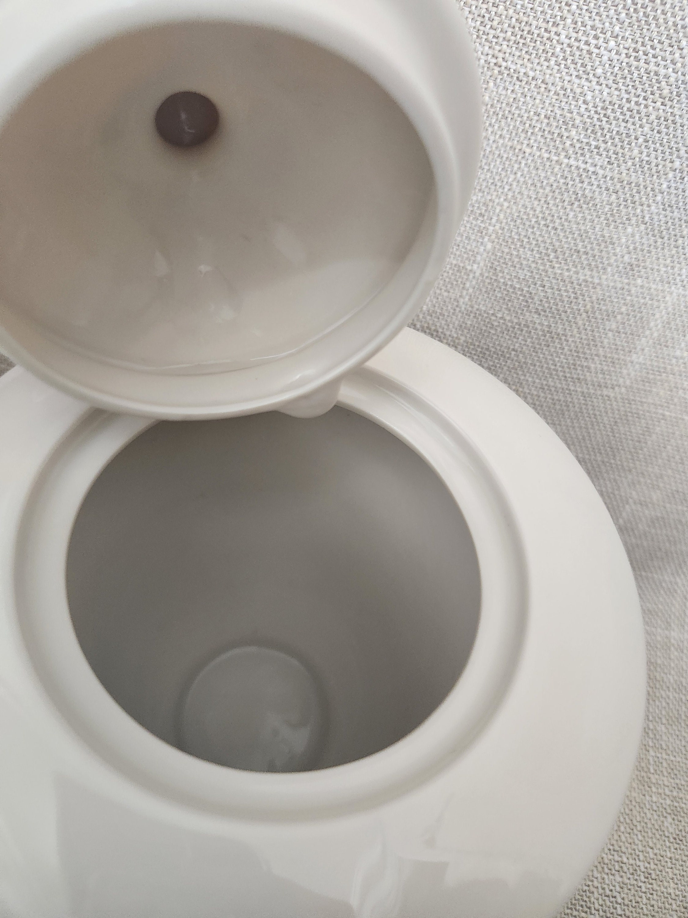 White Minimalist Tea or Coffee Pot - Etsy