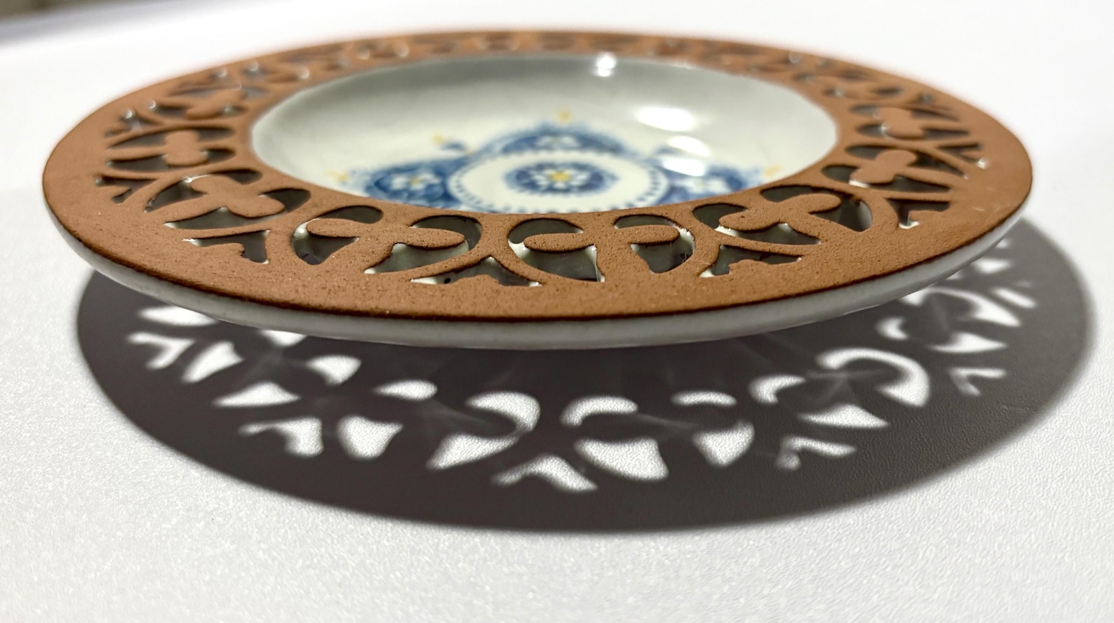 Val DEMONE Ceramic Lattice Recessed Pottery - Hand Painted Plate ...