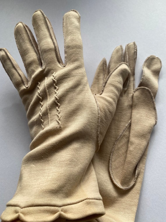Tan cotton gloves store