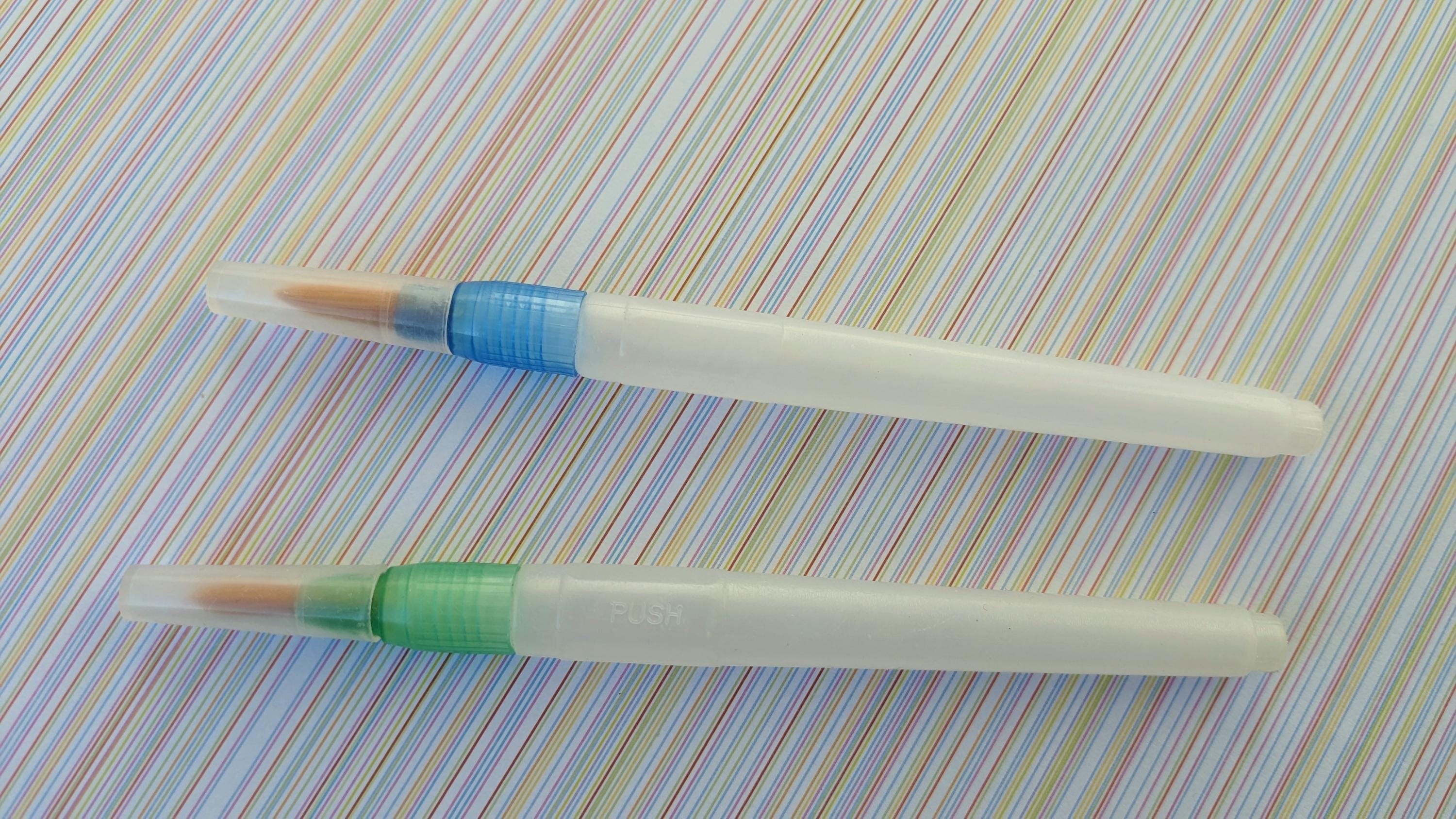 Set of Two Water Painter Aqua Brushes, Water Holding Paint Brushes ...