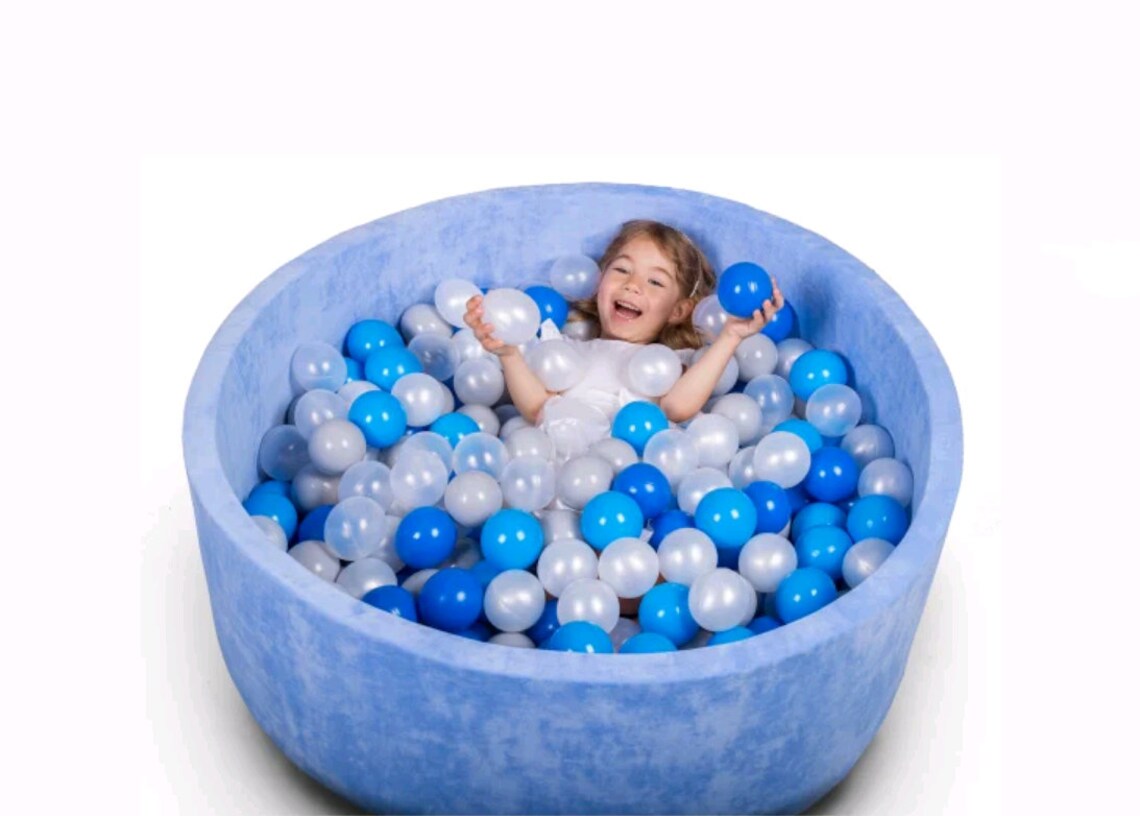 Blue Dry pool ball pit with 200 balls 80x40cm / | Etsy