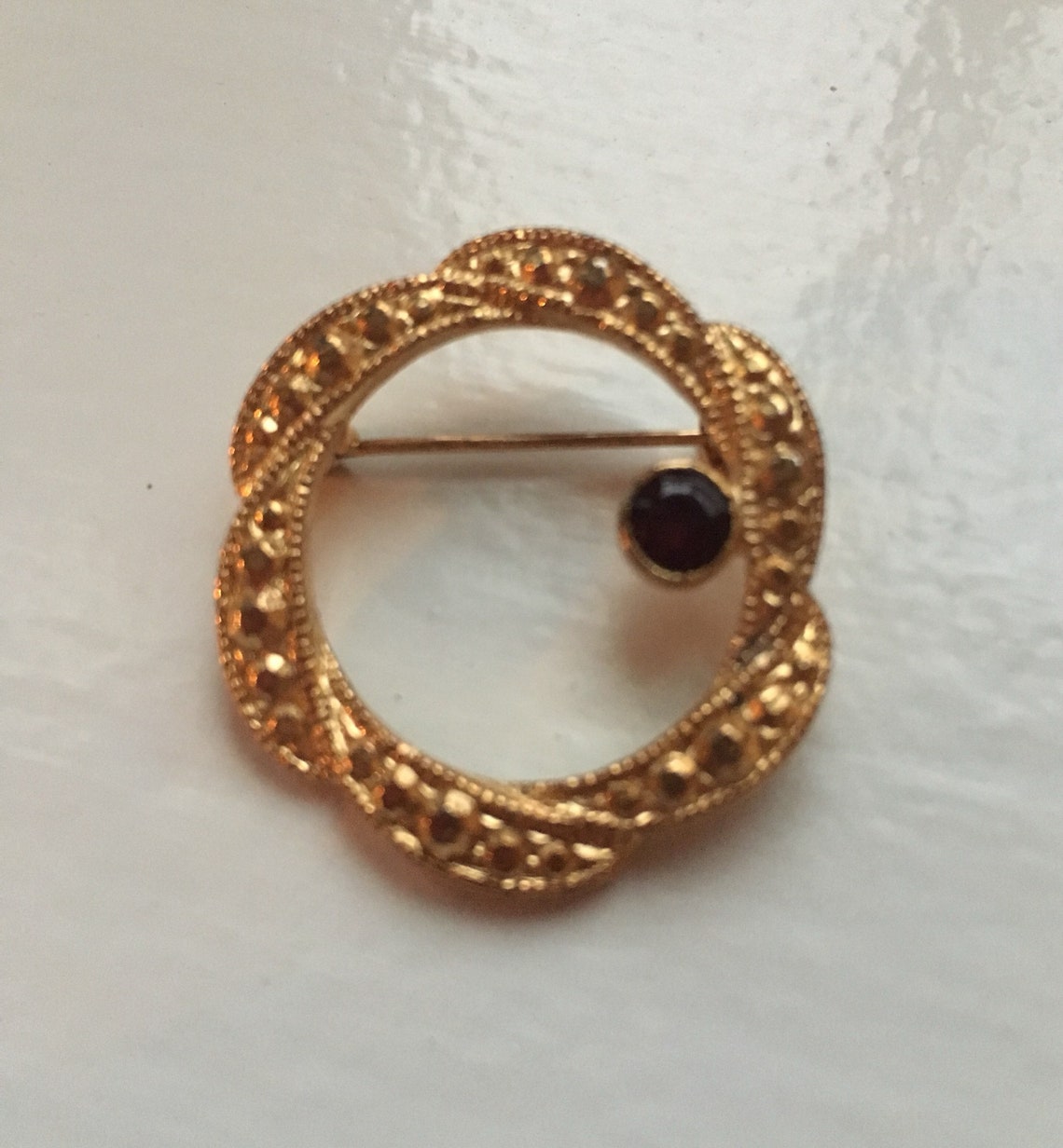 Vintage Circle Pin - Etsy