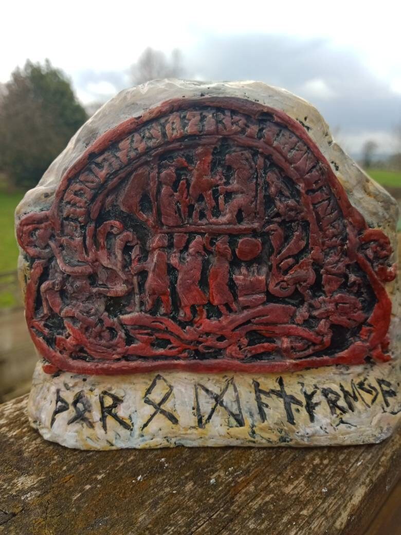 Mjolnir Runestone