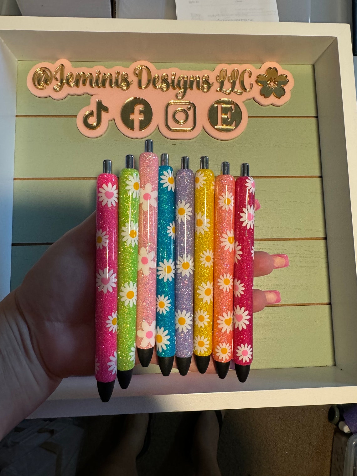 Daisy Glitter Pen, Sunflower Glitter Pen With Lots of Sparkle. Floral ...