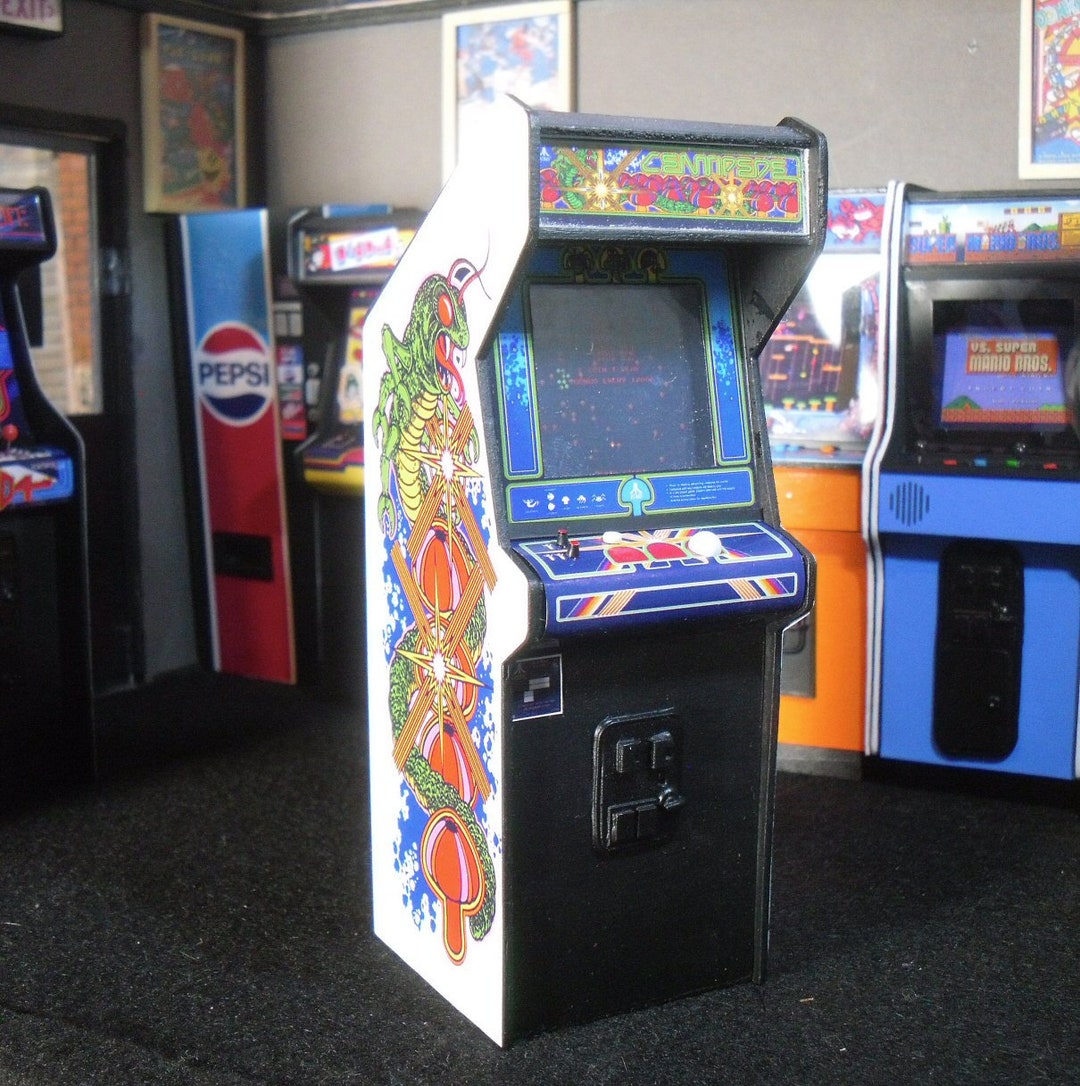1/12 Scale Doll's House Miniature Atari Centipede Arcade Machine ...