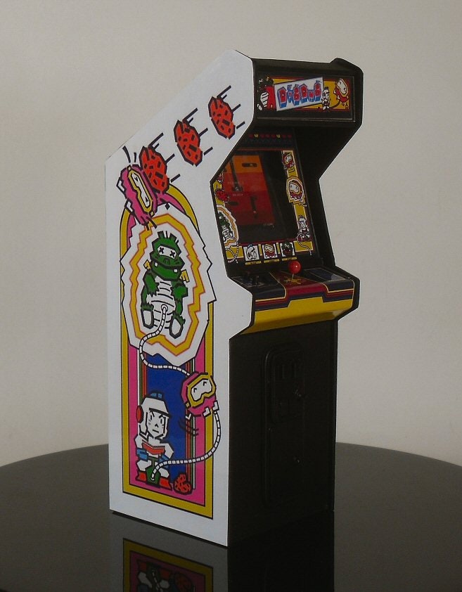 1/12 Scale Doll's House Miniature Atari Dig Dug Arcade Machine Cabinet ...