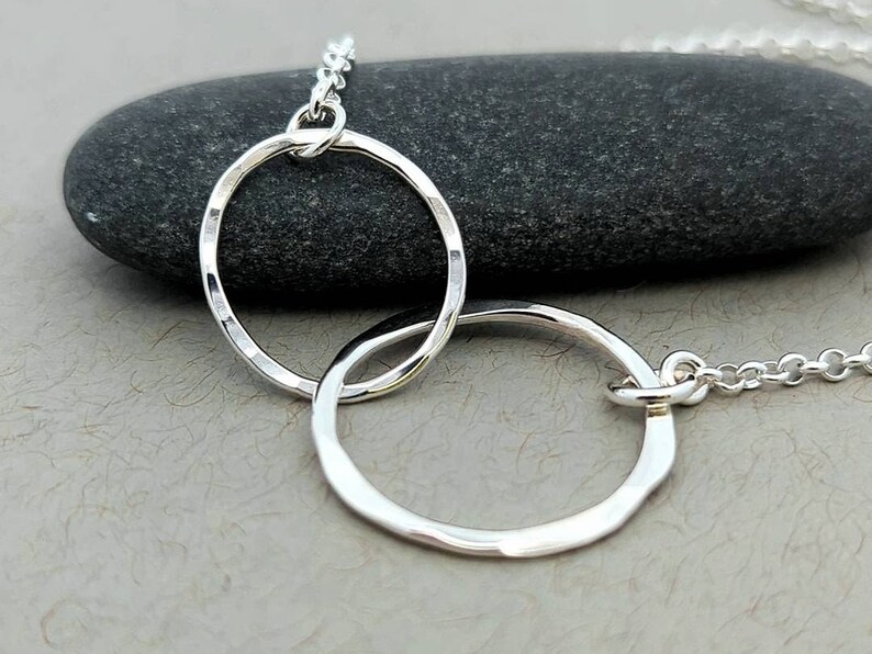 Handmade Sterling Silver Circle Link Necklace, Family Sister Friend - Etsy