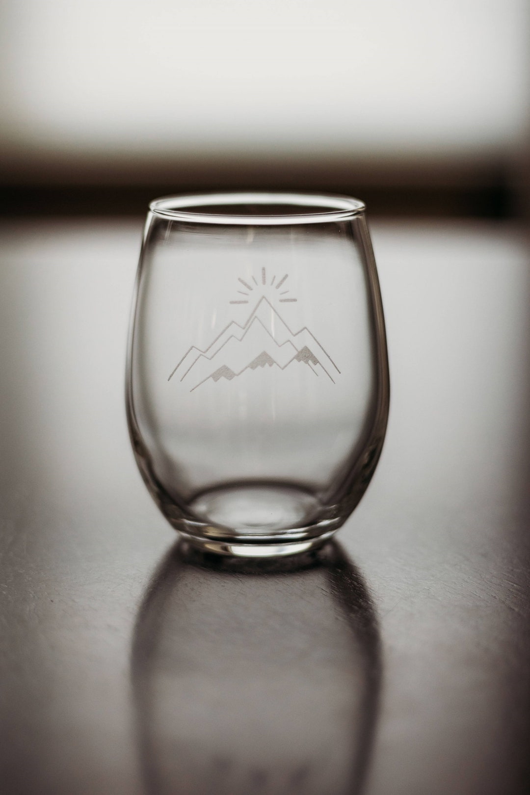 Sunrise Etched Stemless Wine Glass - Etched Wine Glass - Mountain Wine ...