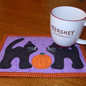 PDF Pattern for Halloween Mug Rug, Black Cat Mug Rug Pattern, Halloween ...