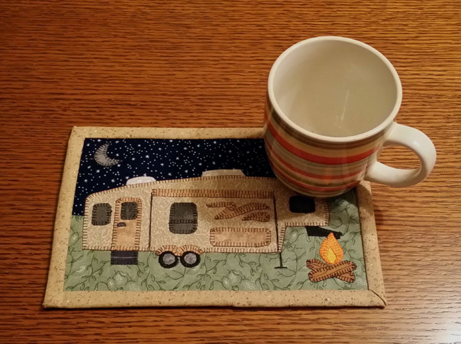 PDF Pattern for Camping Mug Rug, 5th Wheel Mug Rug Pattern, Camper Mini ...
