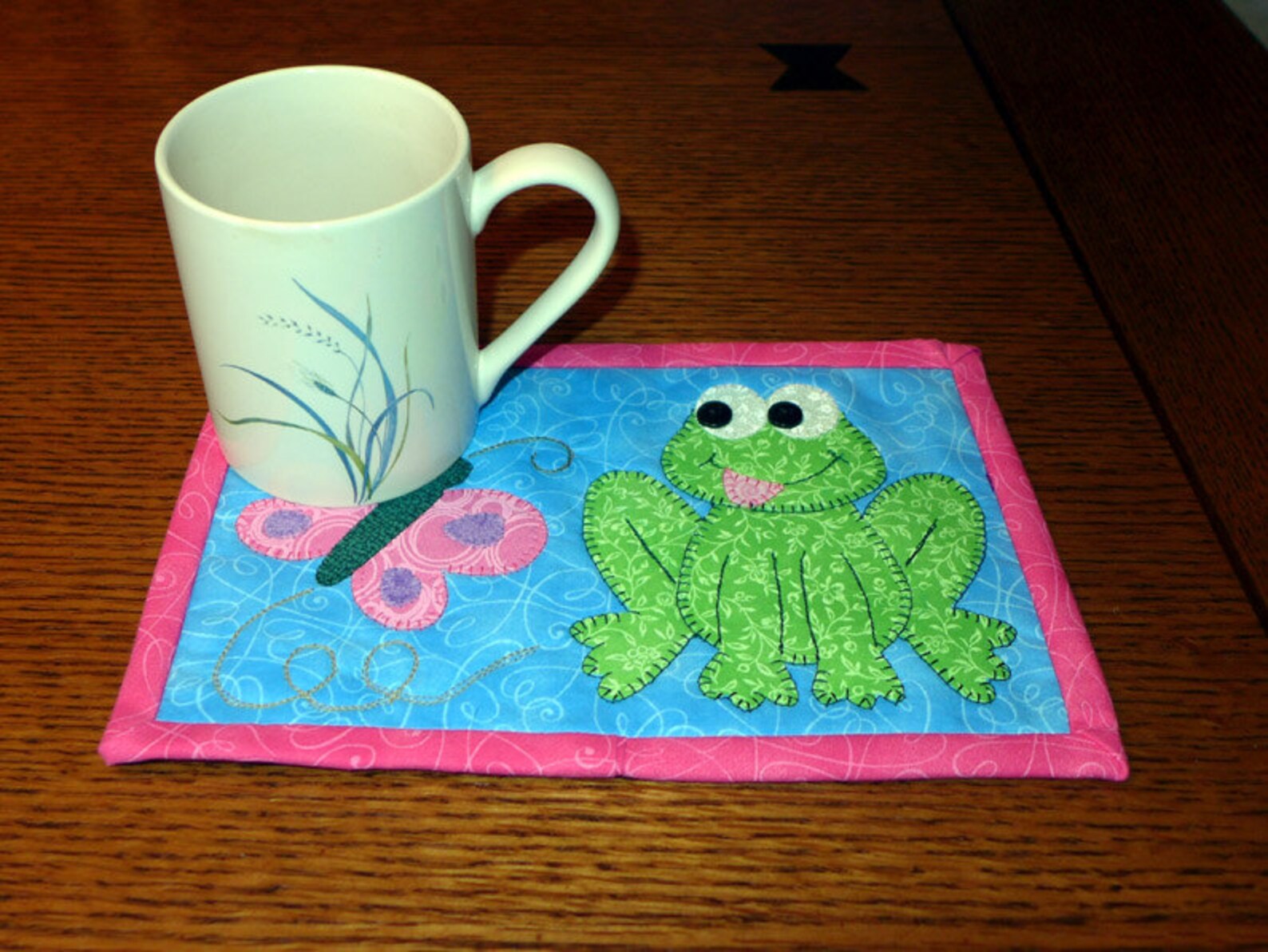 PDF Pattern for Frog & Butterfly Mug Rug, Frog Mug Rug Pattern ...
