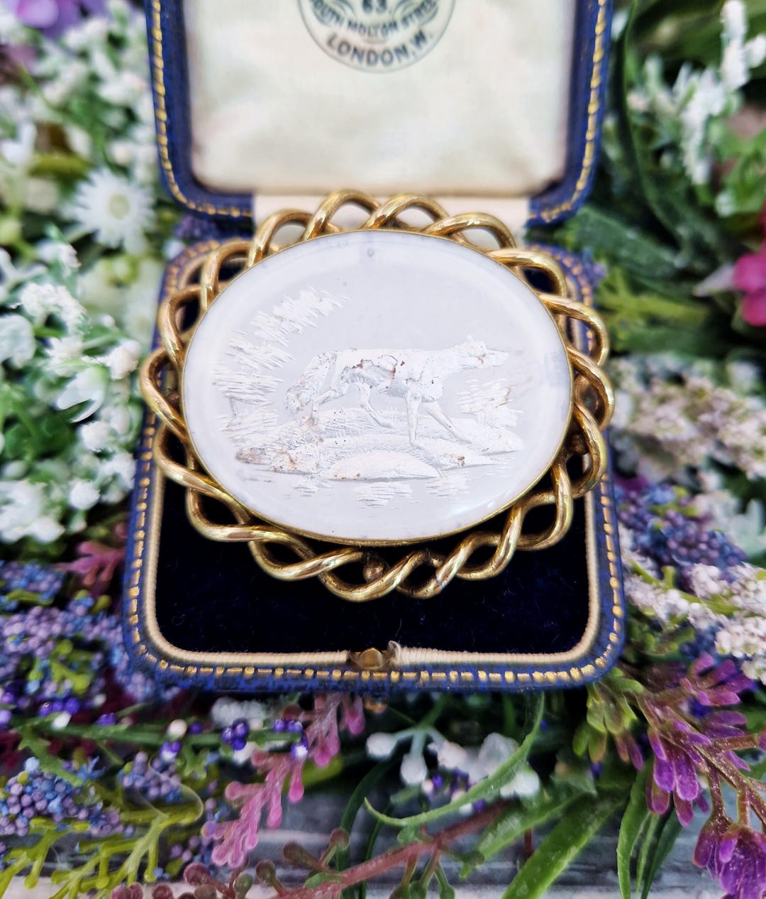 Antique Victorian Gold Pinchbeck Large Carved White Wolf Mother of ...
