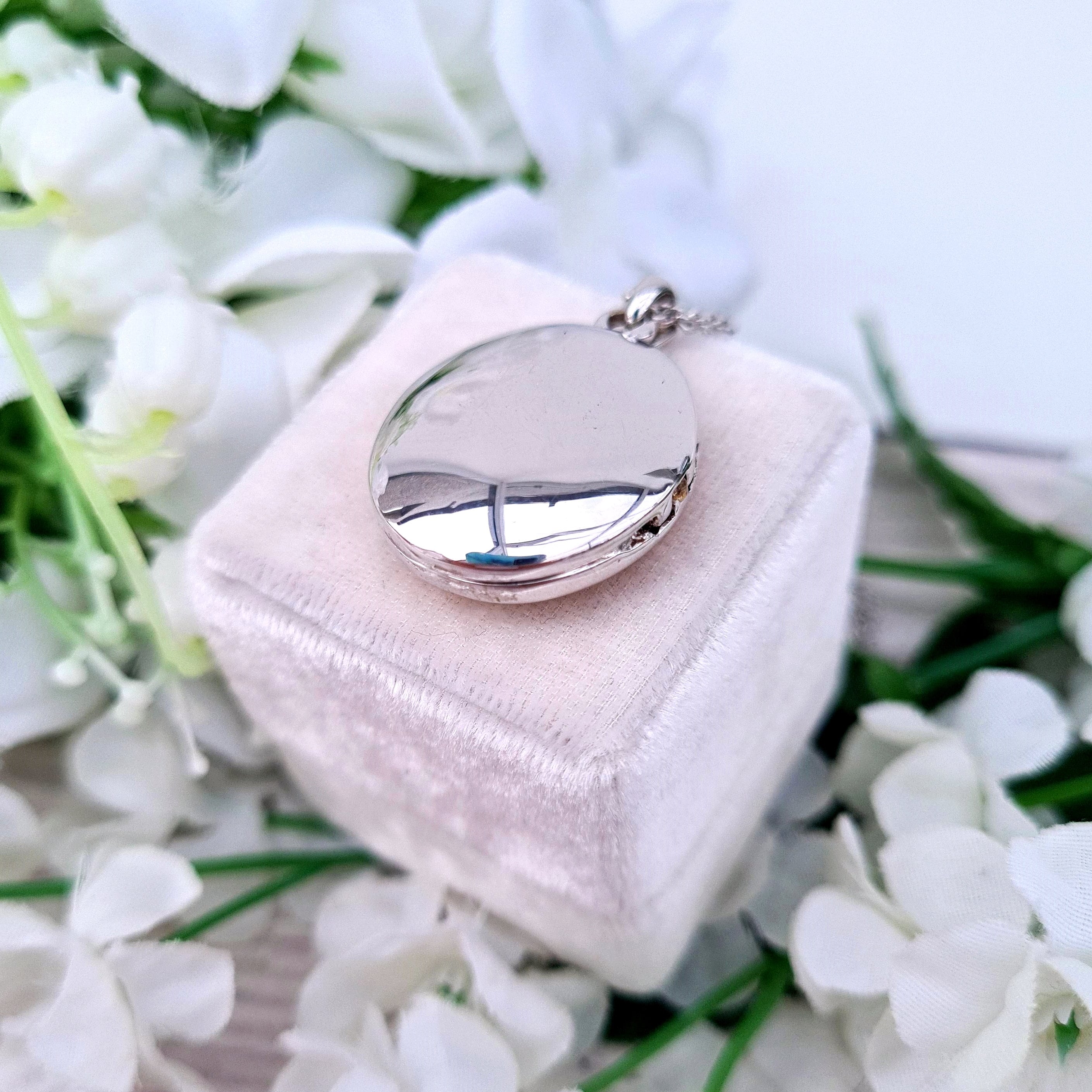Vintage Silver Plated Chunky Gold Accented Crystal Oval Locket | Etsy