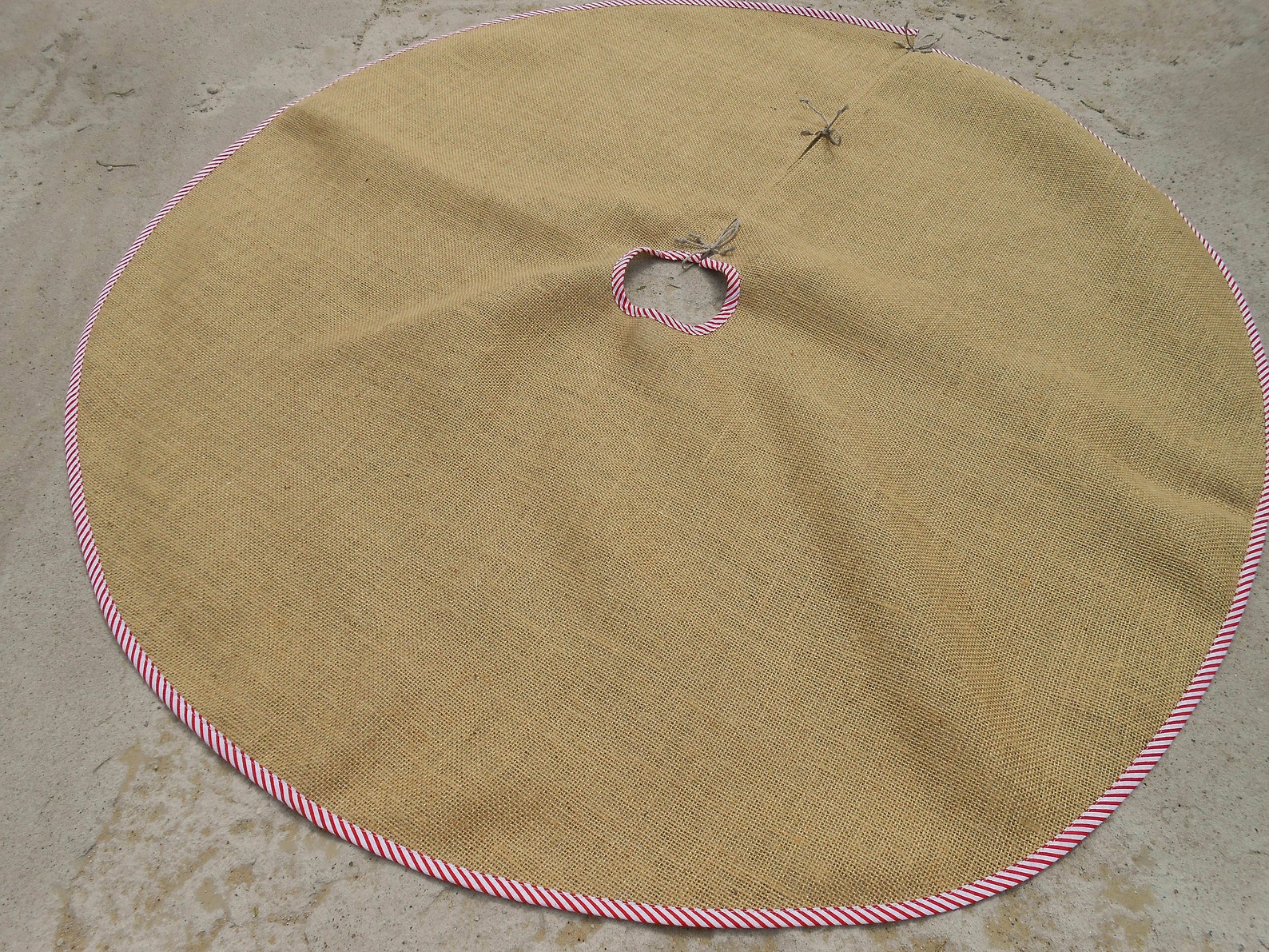 Rustic Christmas Tree Skirt Burlap Skirt Christmas Burlap Tree - Etsy