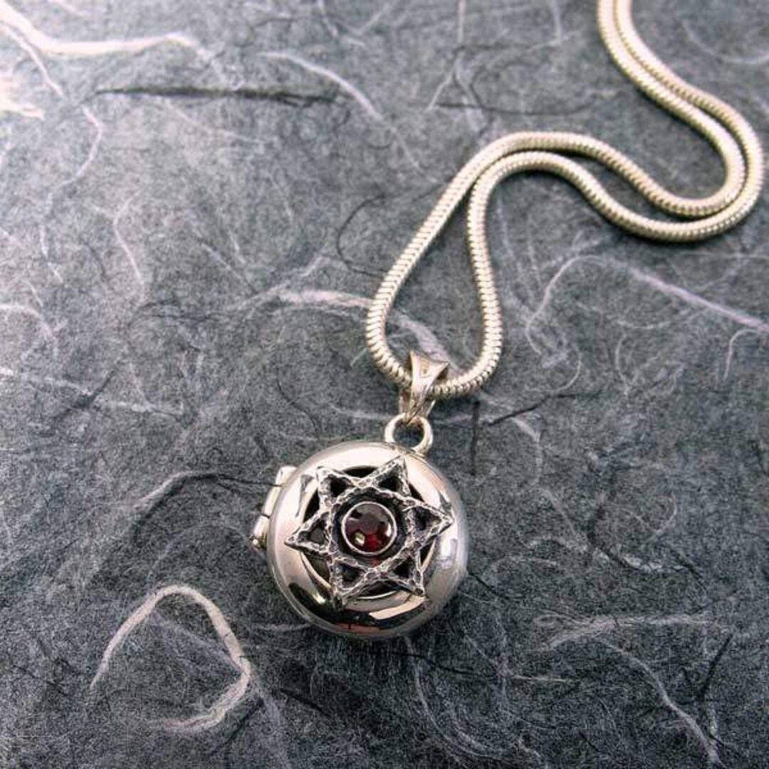 Silver Star of David 1 Picture Locket - Etsy
