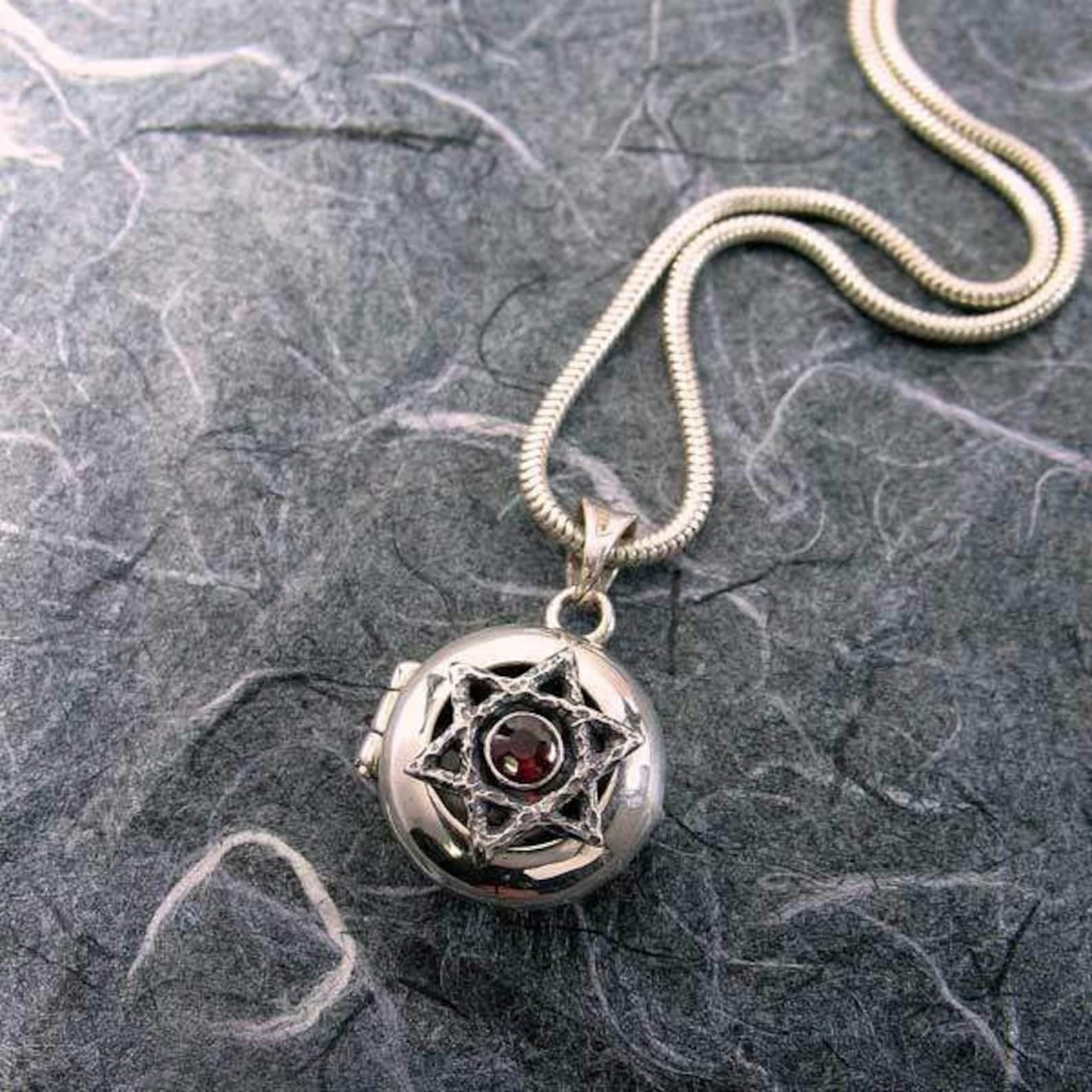Silver Star of David 1 Picture Locket - Etsy